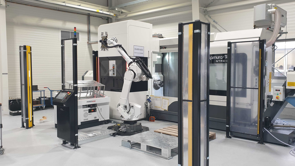 Discover the Pallet-Load Module from RoboJob - Robojob